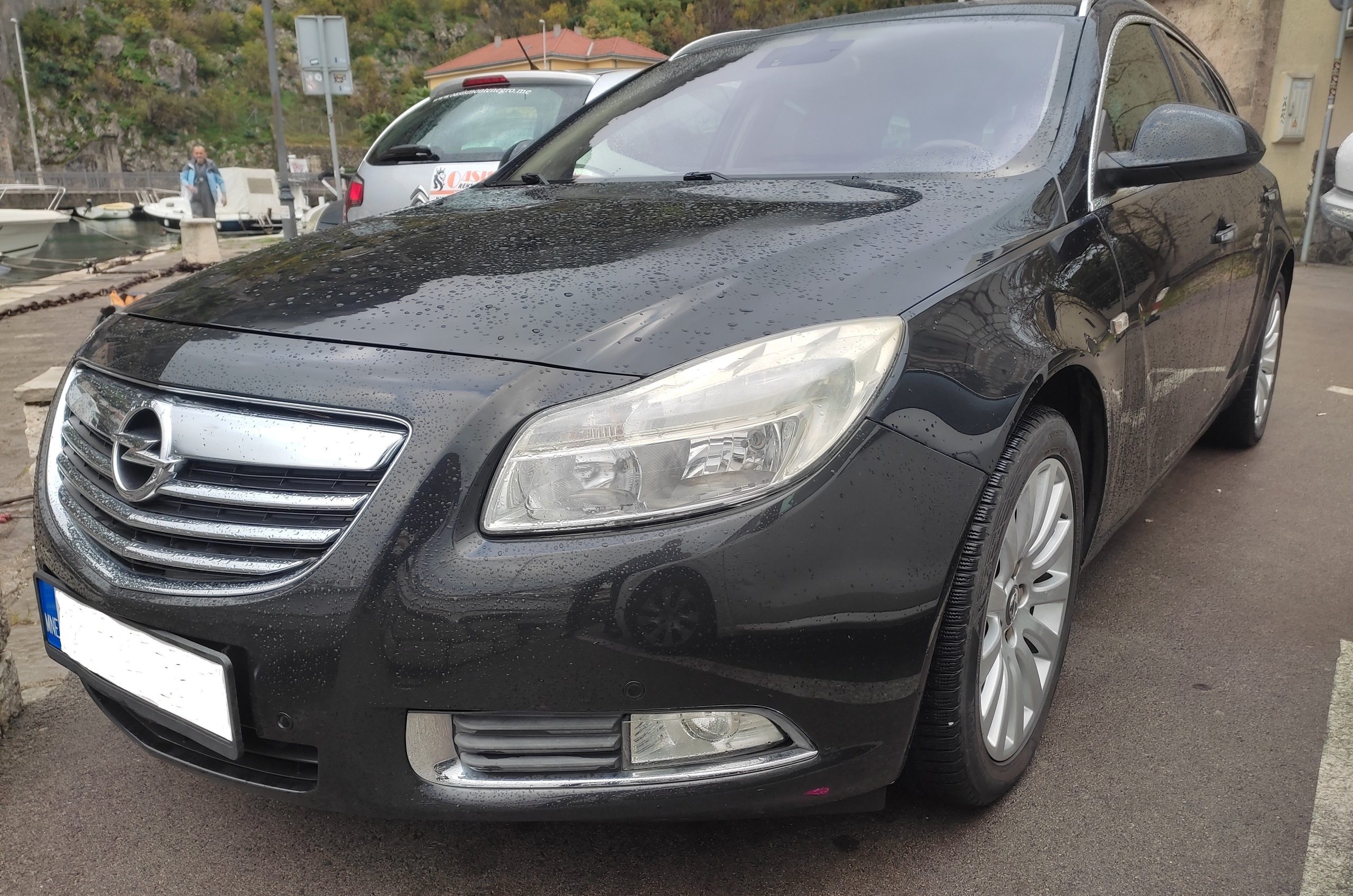 OPEL INSIGNIA 2,0 CDI AUTOMATIK - www.mneauto.me - Auto oglasi