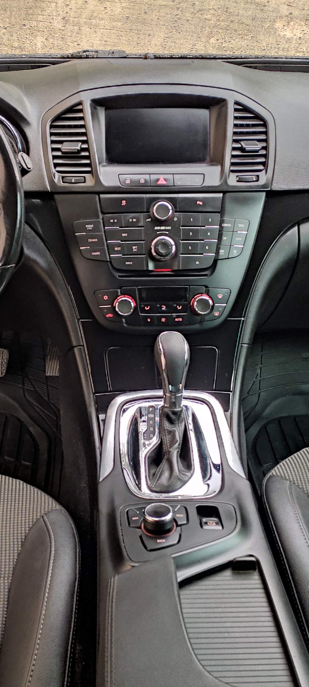 OPEL INSIGNIA 2,0 CDI AUTOMATIK - www.mneauto.me - Auto oglasi