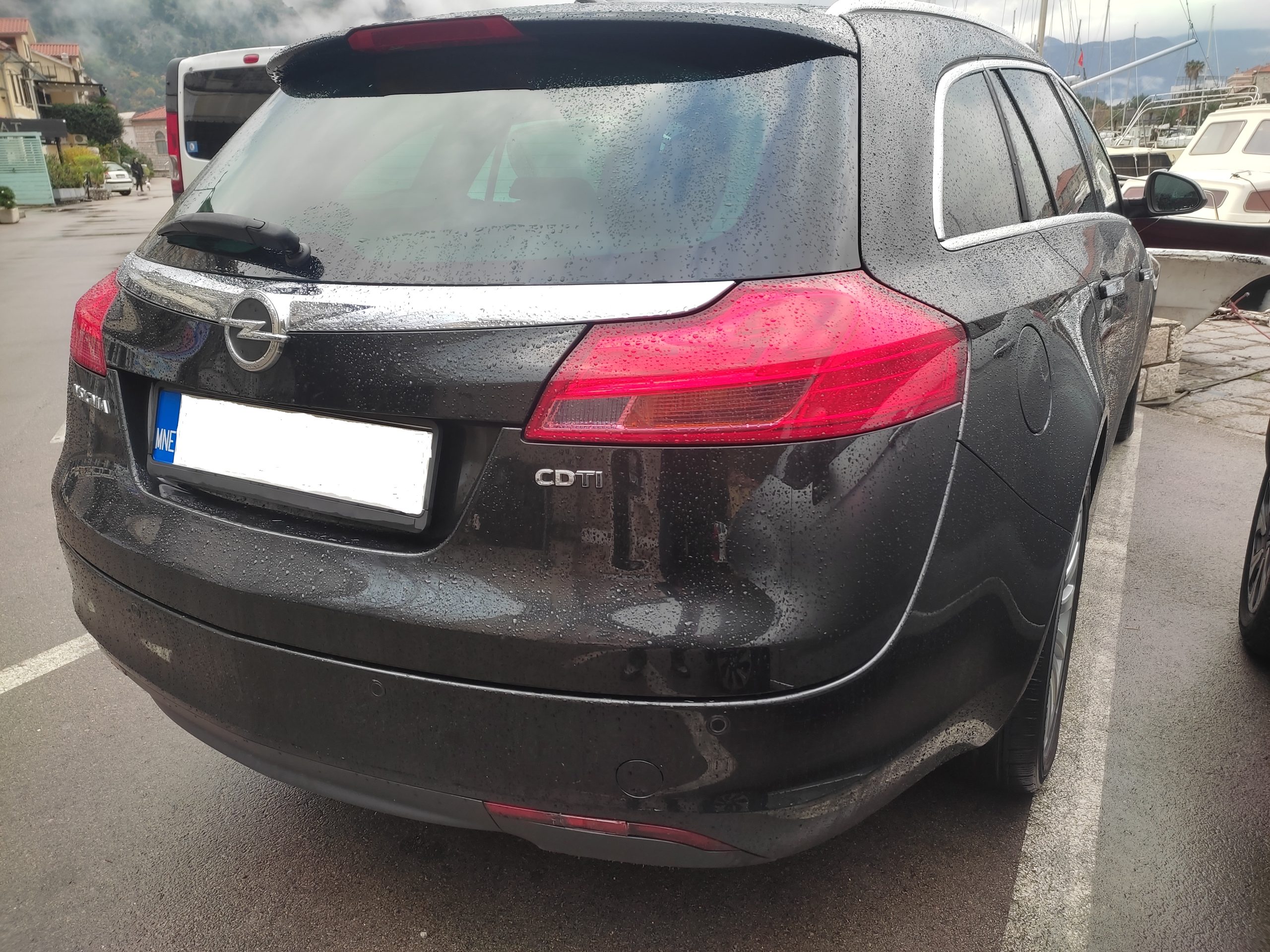 OPEL INSIGNIA 2,0 CDI AUTOMATIK - www.mneauto.me - Auto oglasi